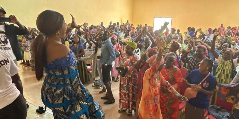Mobilisation féminine à Mayumba : Un soutien crucial pour le changement ...